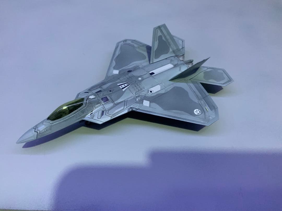 1/144スケールF22ラプターエースコンバット7オーシア空軍仕様