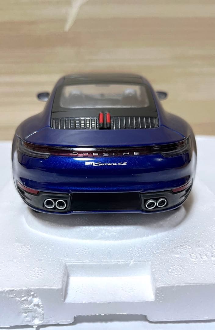 PMA 1/18 ポルシェ 911 992 カレラ 4S 2019 ブルー