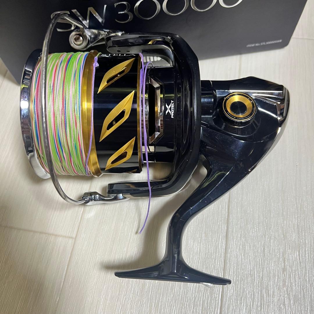 SHIMANO STELLA SW30000 スピニングリール、スプール2個付き