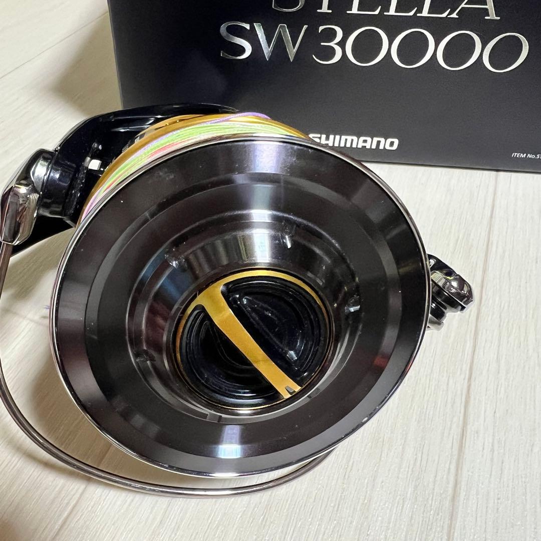 SHIMANO STELLA SW30000 スピニングリール、スプール2個付き