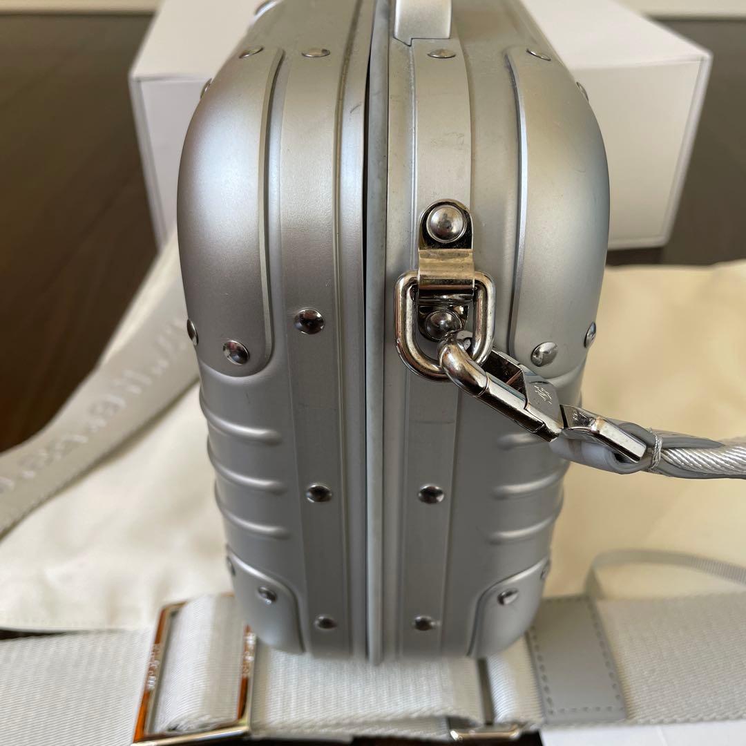 【極美品】RIMOWA ORIGINAL クロスボディ19 シルバー非売品セット