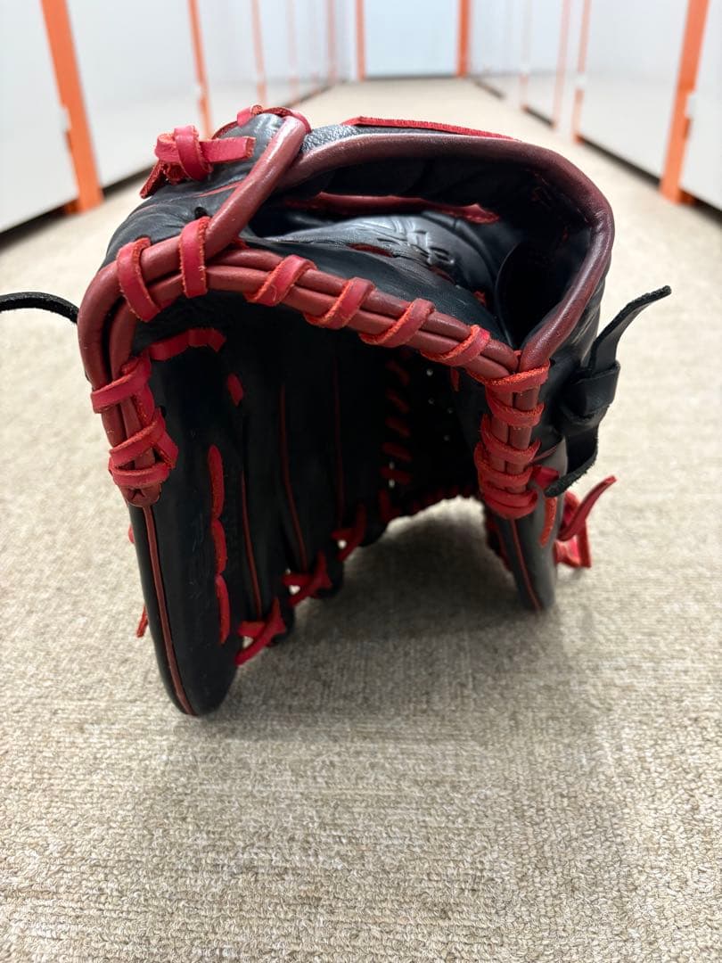 【極美品】Rawlings 軟式グローブ 黒/赤 大人用　ピッチャー用 純正品