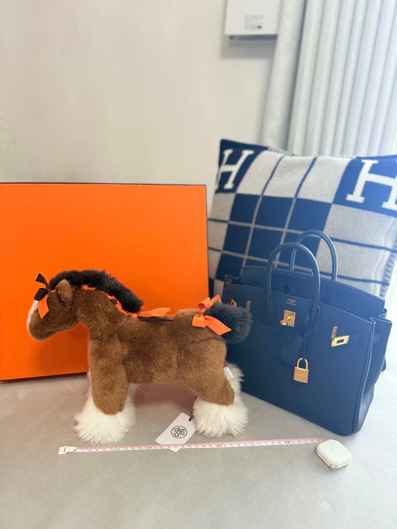 エルミーちゃん　HERMES 新品♡箱あり