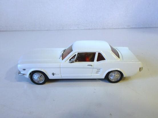 特価 AMR (1/43) フォード MUSTANG COUPE