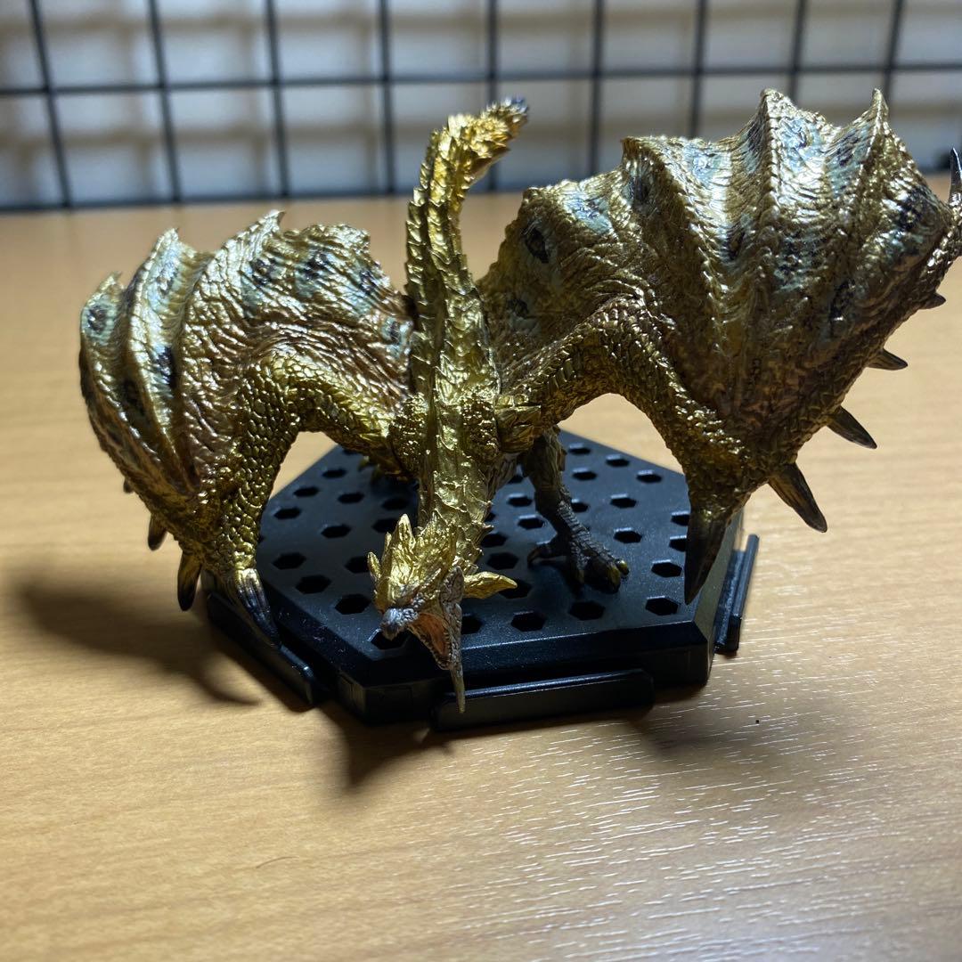 モンスターハンター　スタンダードモデル　プラス　バージョン25 フィギュア