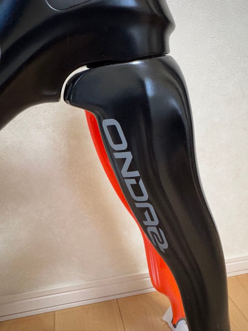 PINARELLO DOGMA 65.1フレーム ブラック/オレンジ