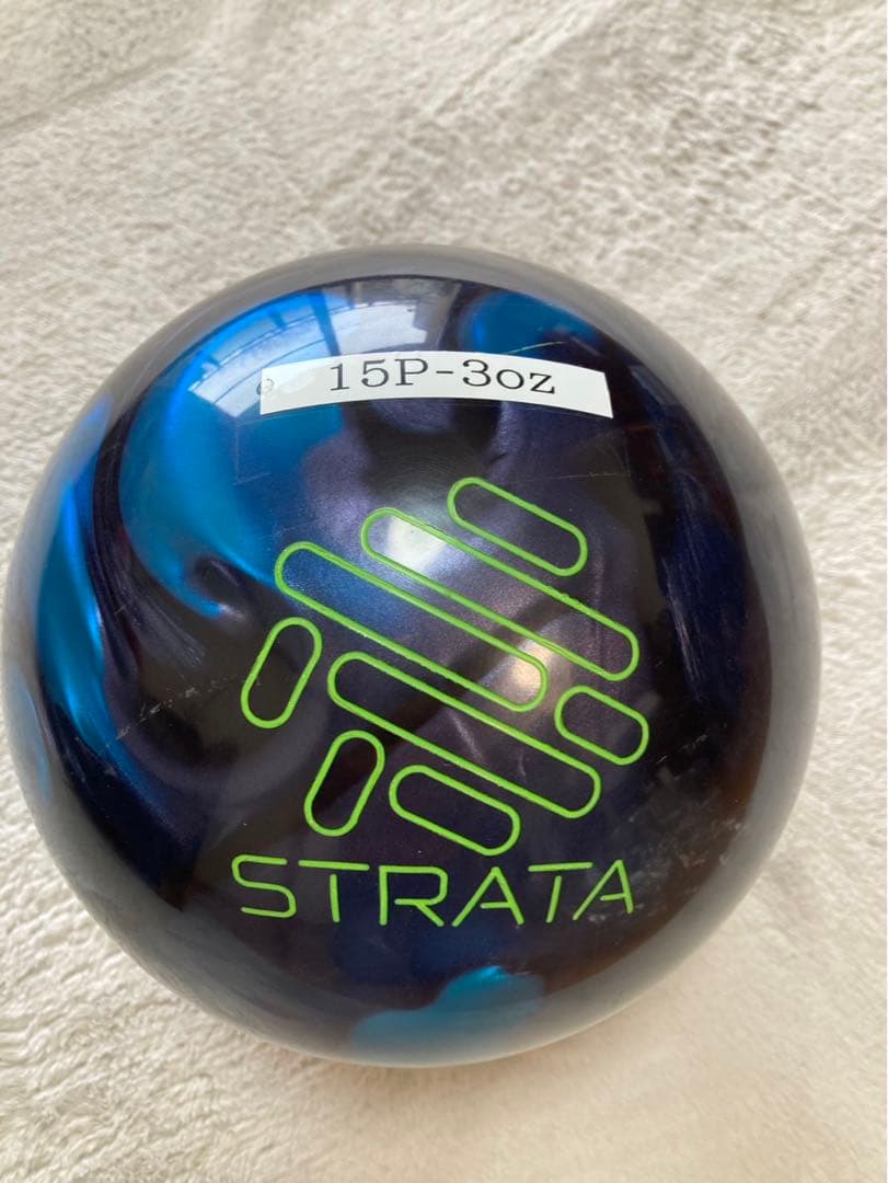 STRATA HYBRID ボウリングボール 15P-3oz