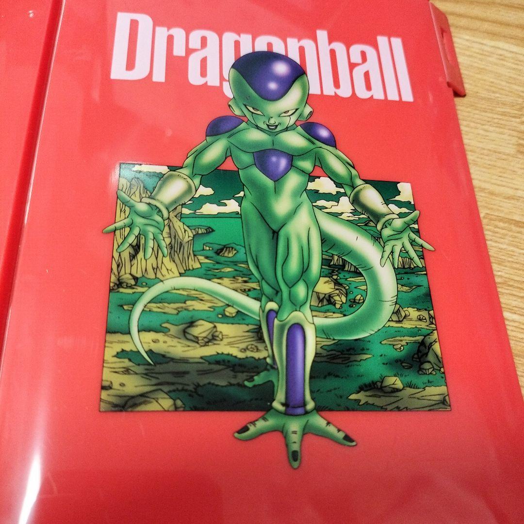 ドラゴンボール フリーザ 赤　マルチケース あくまでも中古品になります。