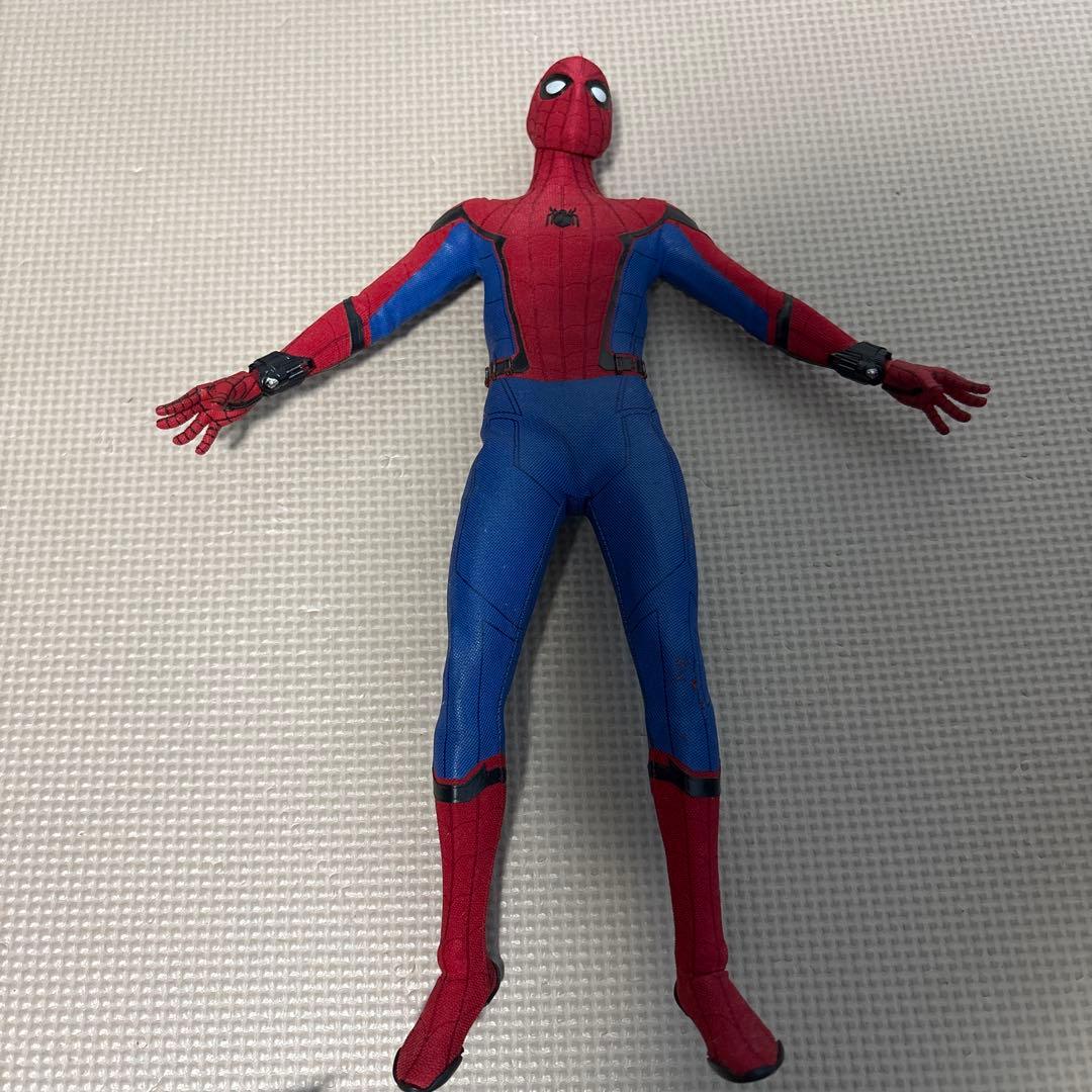 hot toys スパイダーマン フィギュア 可動式 付属品付き