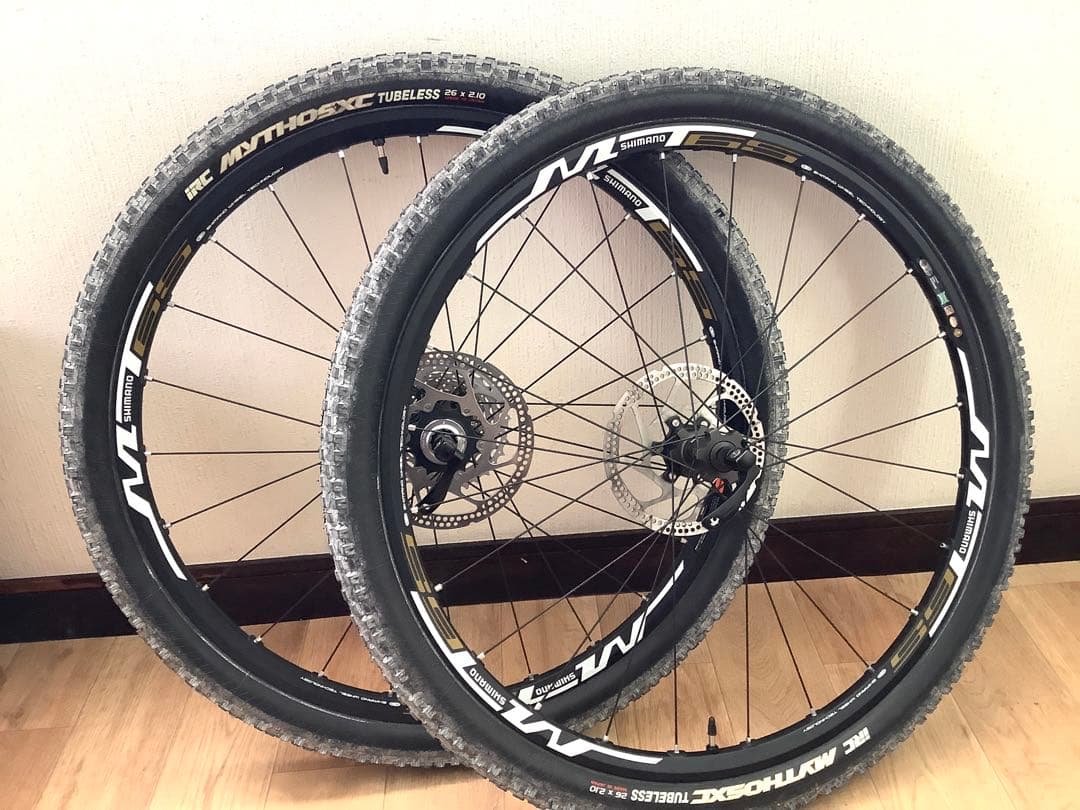 SHIMANO 26 インチ MTBホイールセット