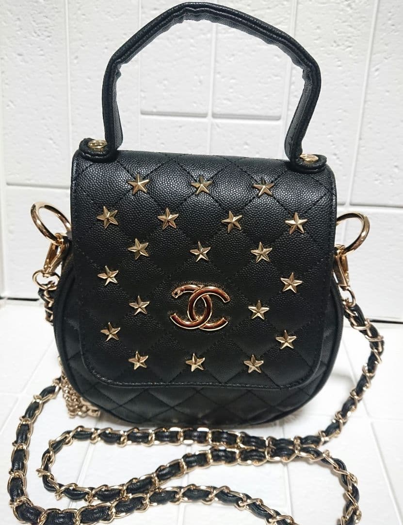 ☆CHANEL ショルダーバッグ☆