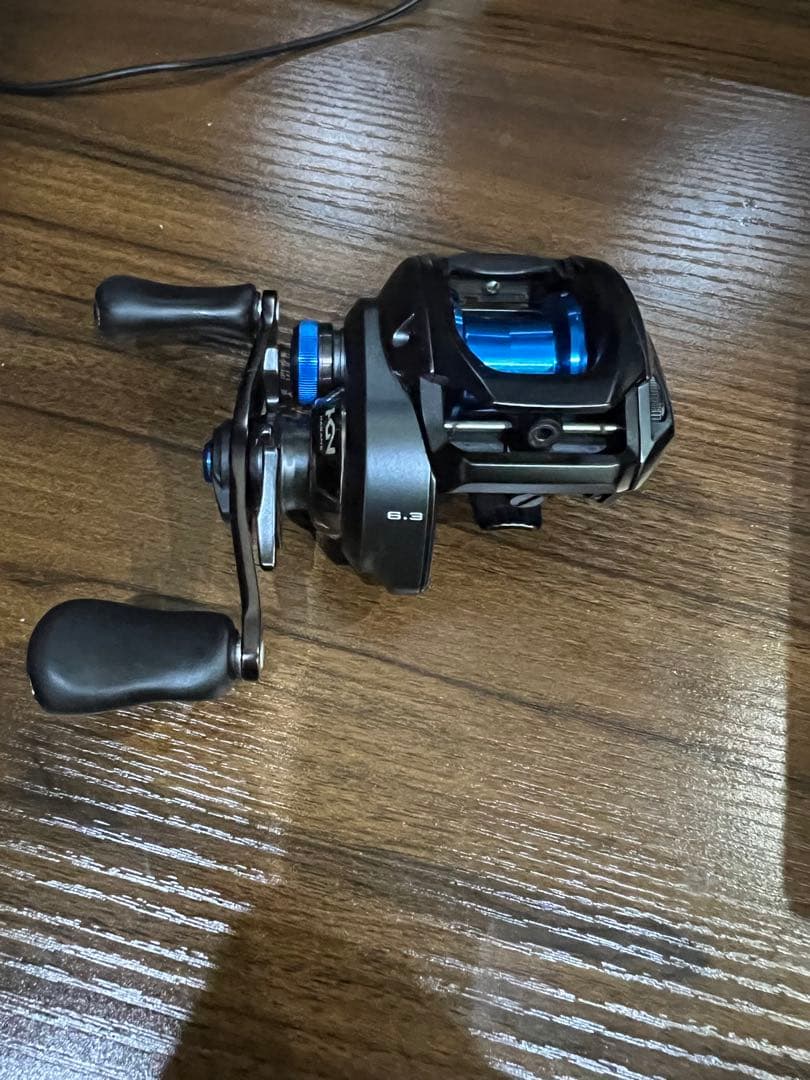 【SHIMANO】 シマノ SLX DC 70 6.3 右巻き 保証書付き☆美品