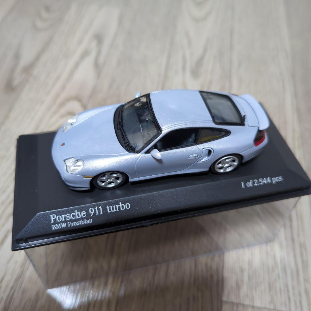 Porsche 911 turbo シルバー 1/43