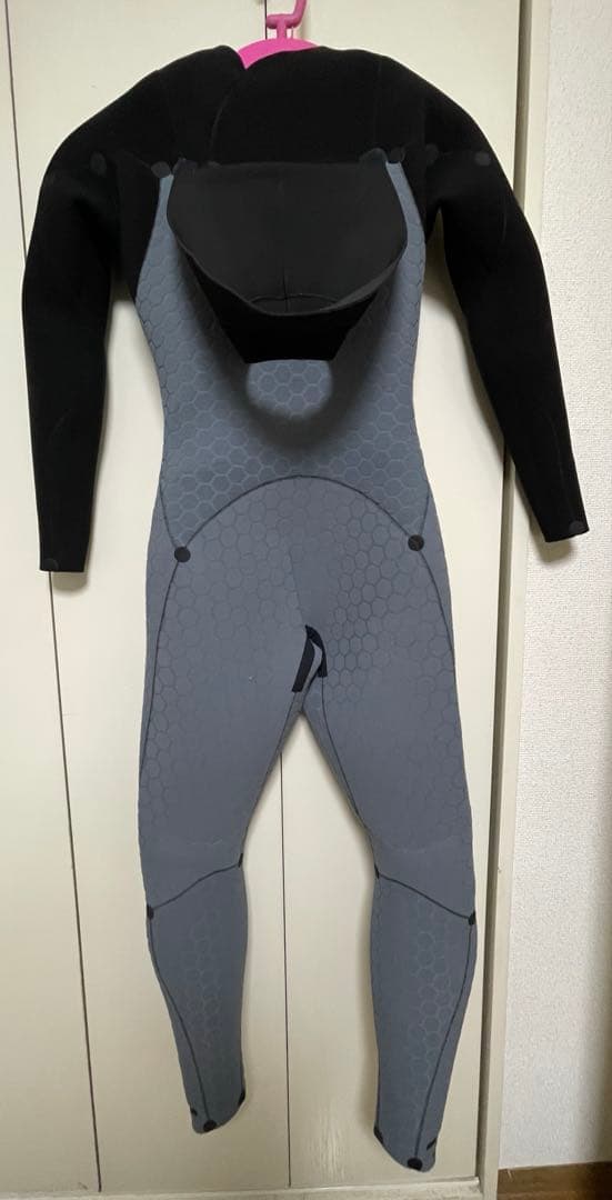 Hurley セミドライLサイズ新品