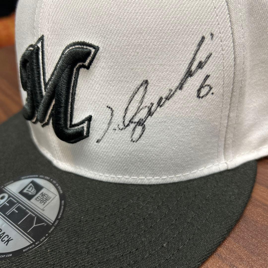 井口資仁さんサイン入り 9FIFTY スナップバックキャップ
