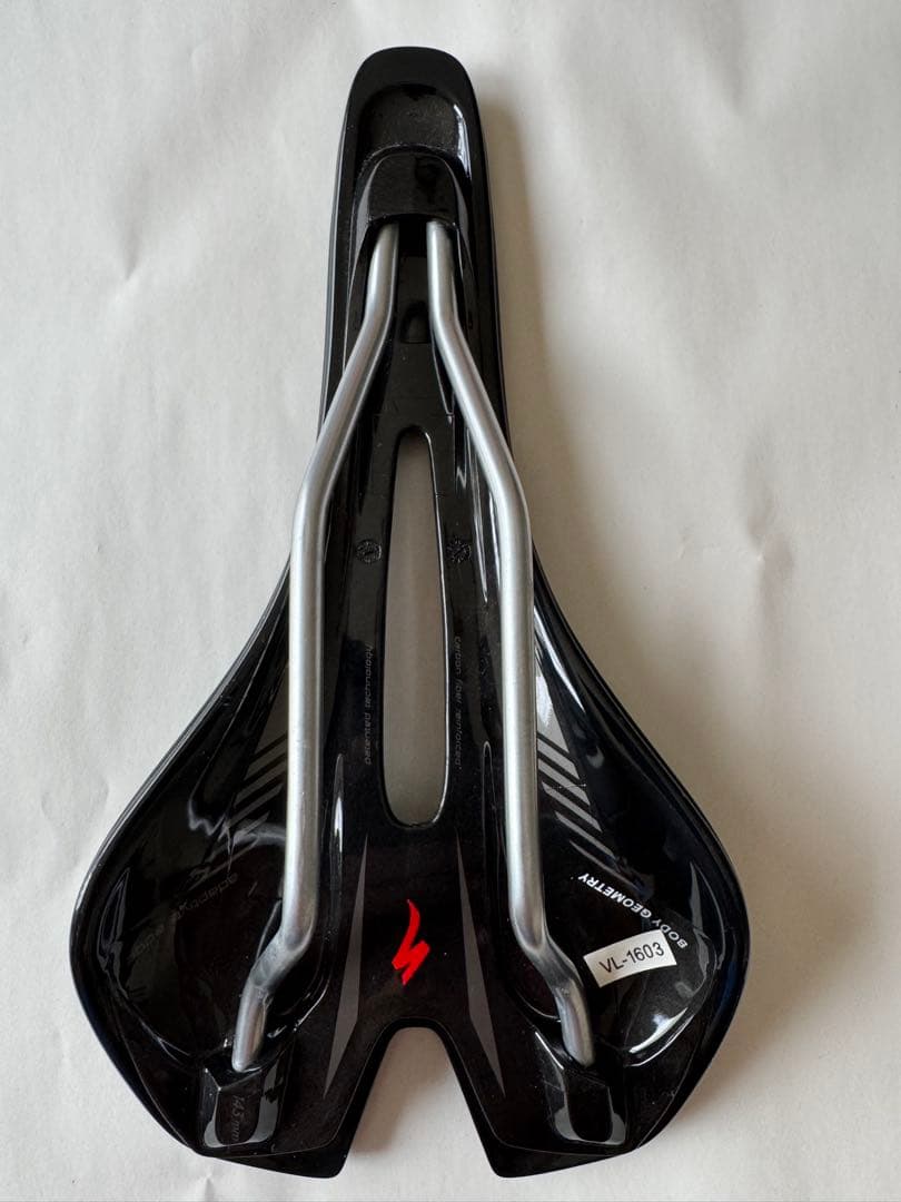 Specialized Toupe gel サドル 143mm