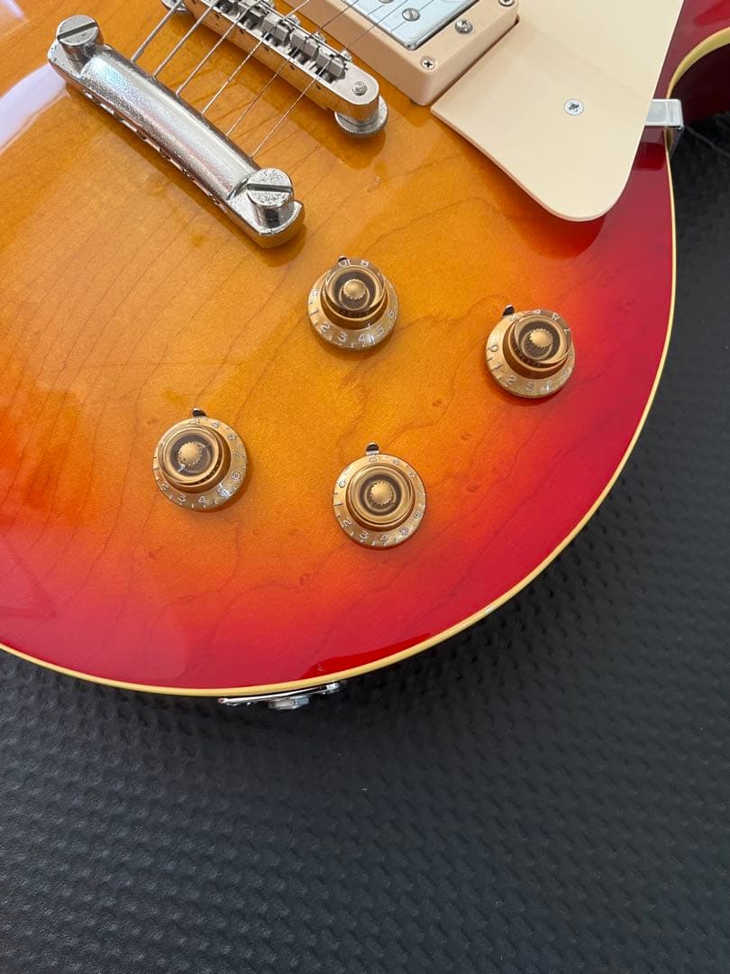 orville Les Paul Standard サンバースト