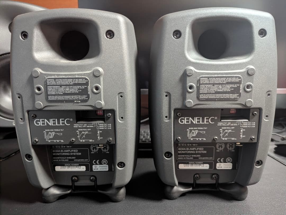 お買い得 GENELEC 8030A ペア モニタースピーカー