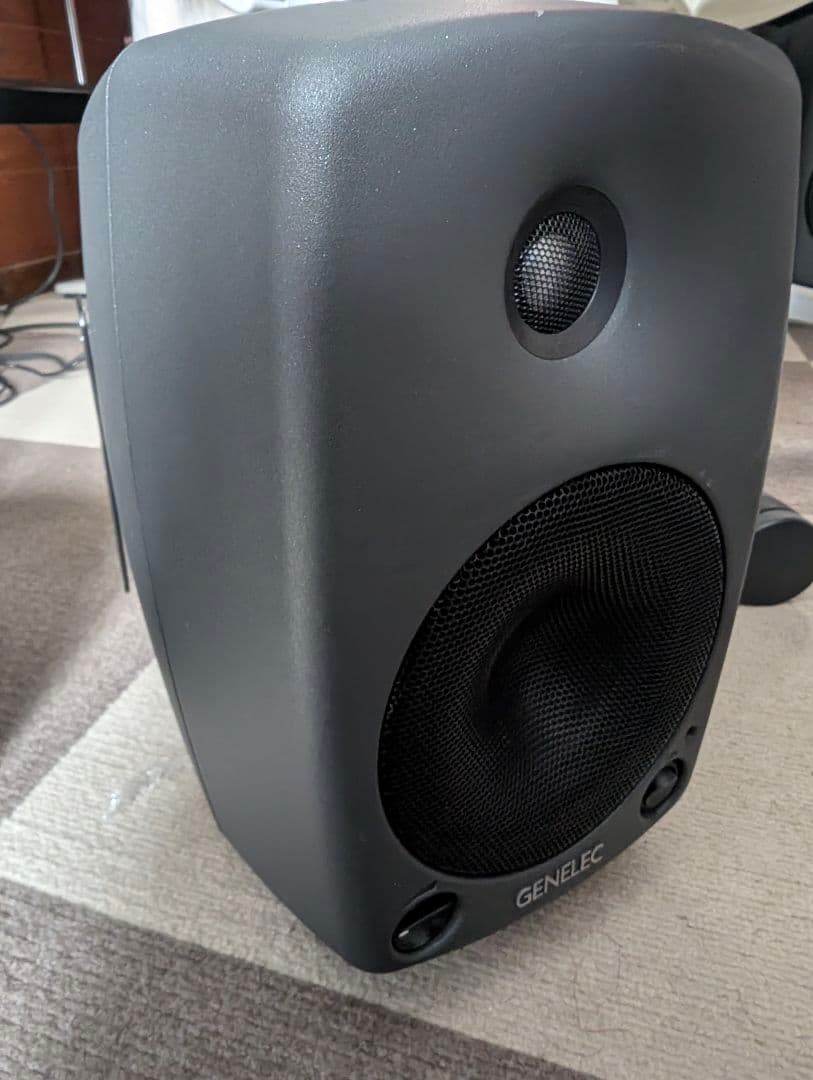 お買い得 GENELEC 8030A ペア モニタースピーカー