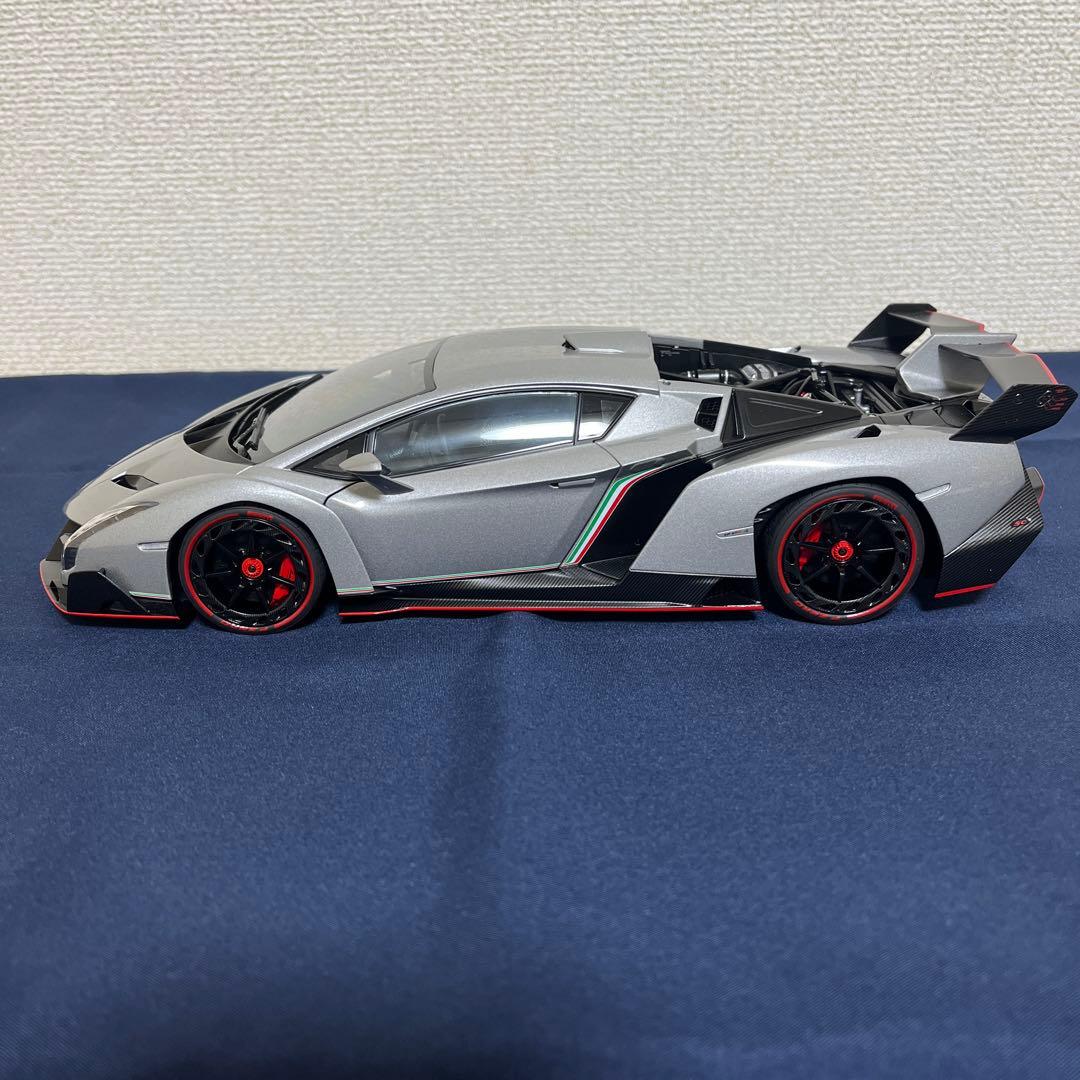 [AUTOART]ランボルギーニ ヴェネーノ 1/18