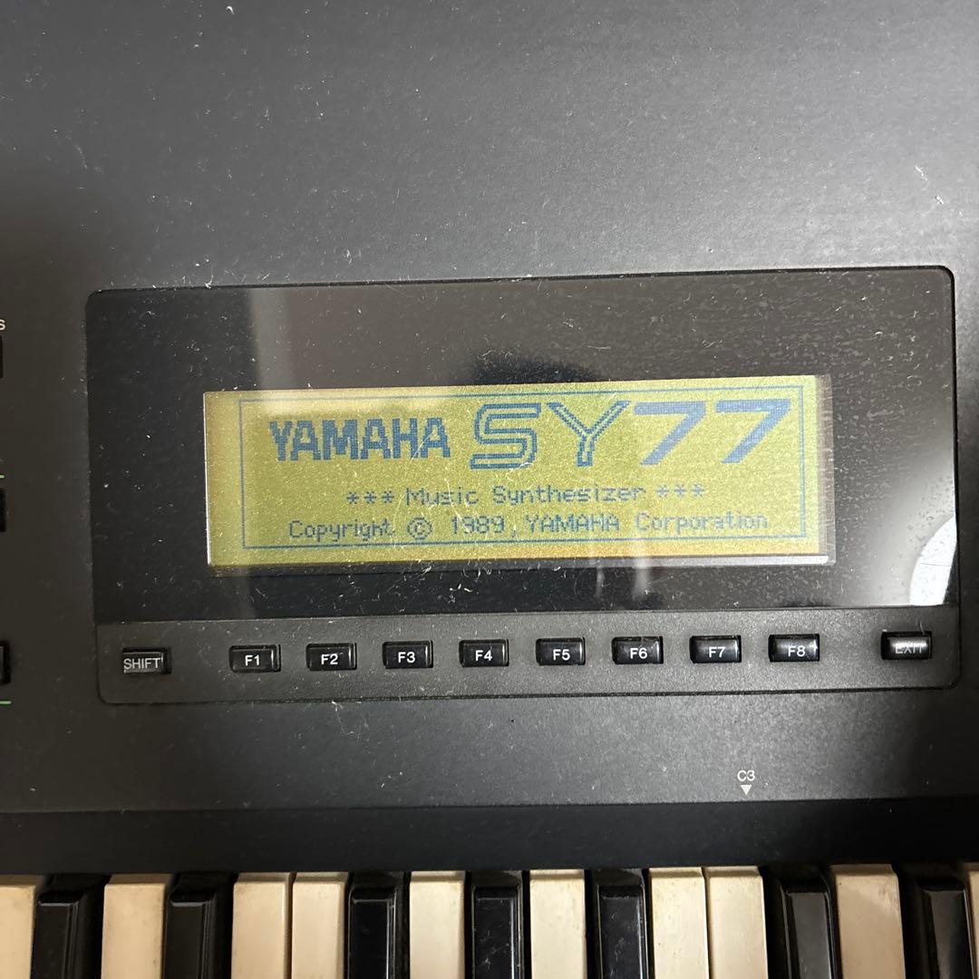 Yamaha SY77 シンセサイザー ケース付き