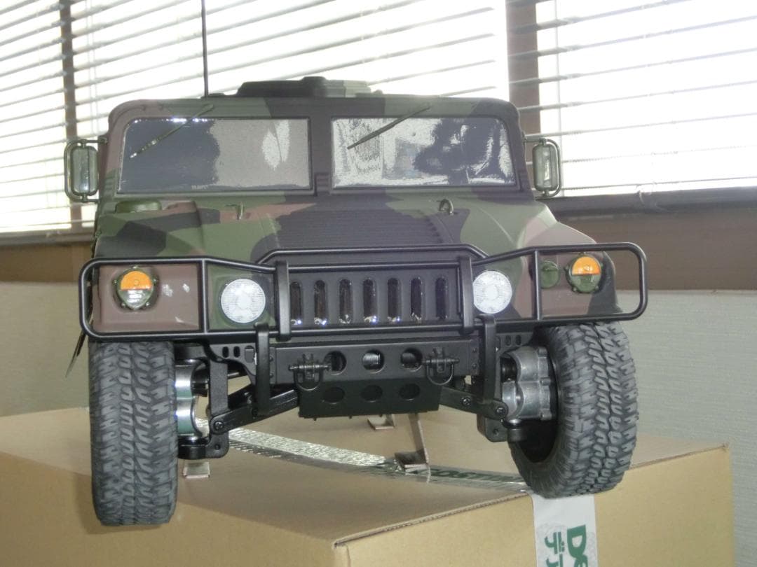 デァゴスティニハマーHUMMER H1 【エンジンRCカー】組み立て完成品