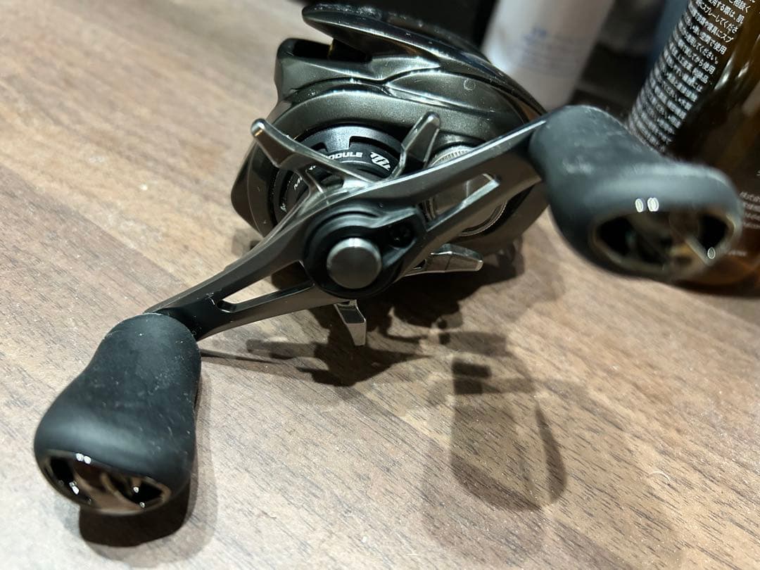 Shimano 20nium メタニウム　左