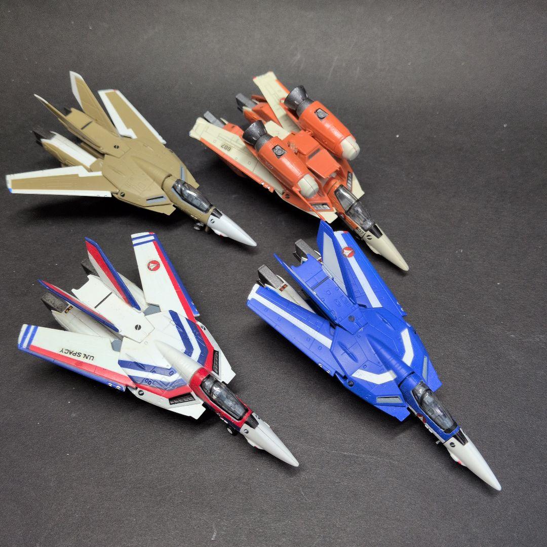 【オマケ付】マクロス亜鉛合金バルキリーVF1J＆８機体まとめ売り合計９機体