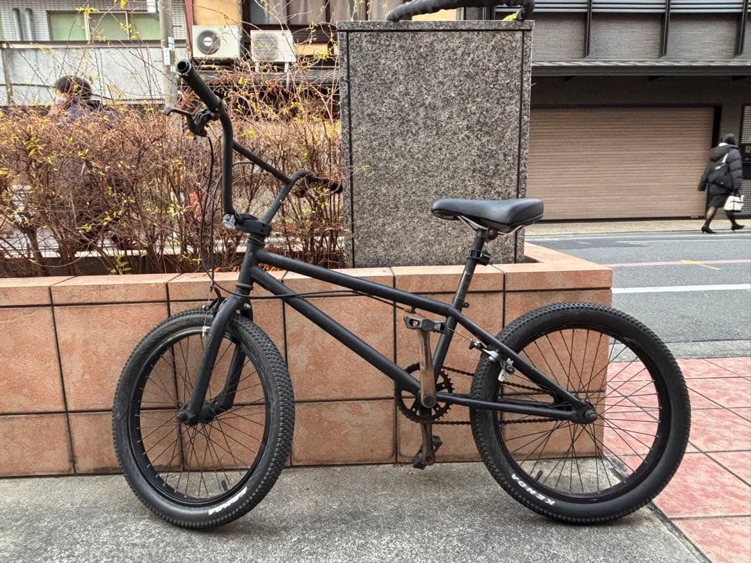 ブラック BMX 20インチ 自転車