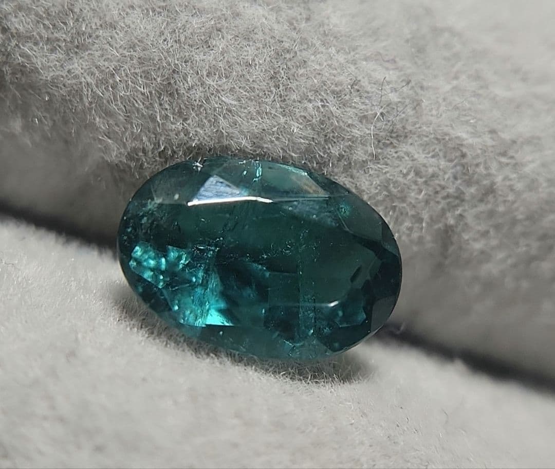 天然ブルーグリーントルマリン 1.538ct