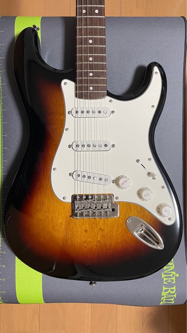 ギター Squier classic vibe 60s stratocaster