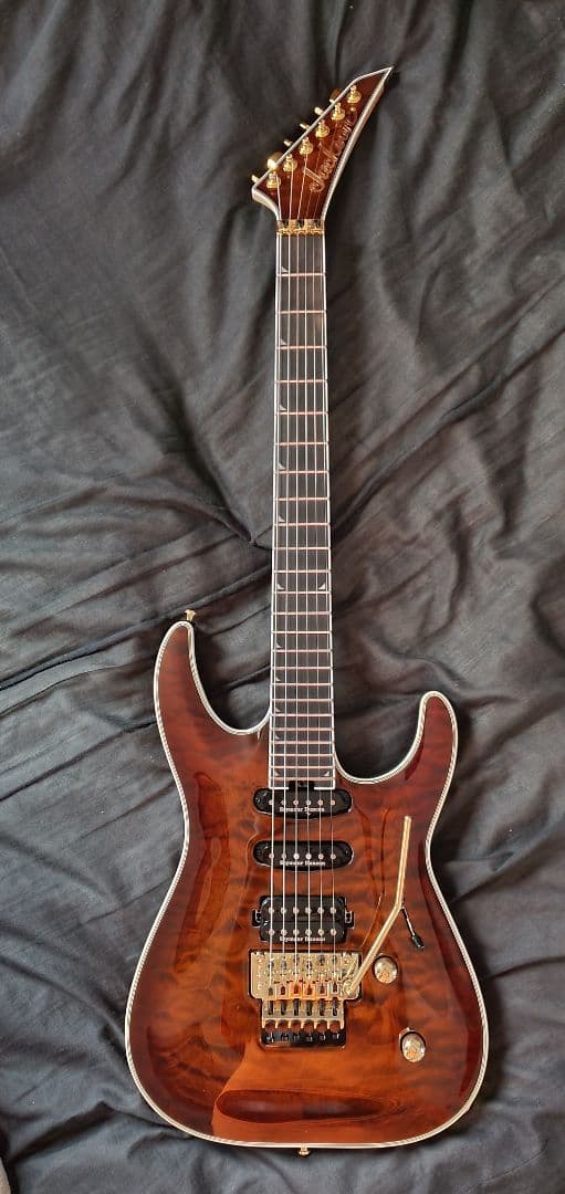 新品同様 Jackson Pro Plus Series Soloist