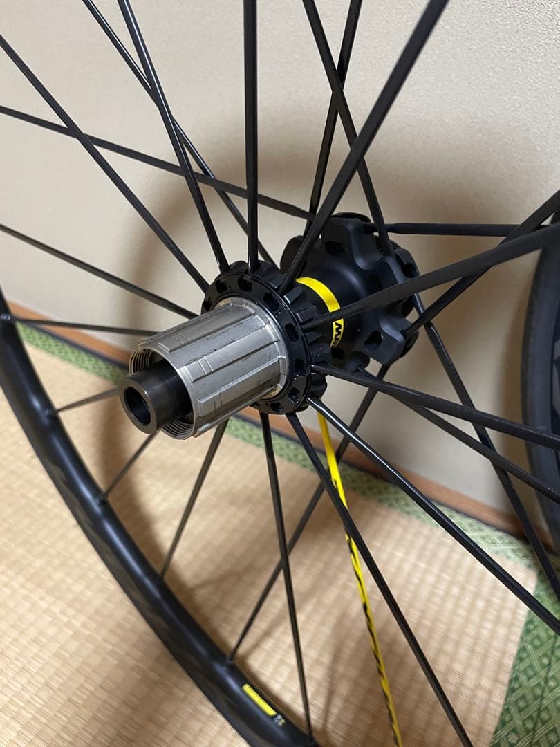MAVIC KSYRIUM PRO UST DISC シマノ用