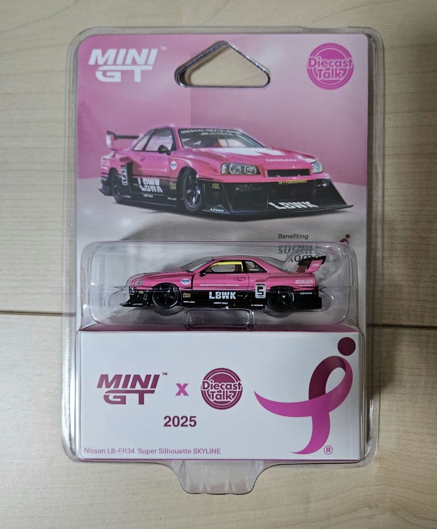 MINI GT Nissan GT-R (BNR34) ピンク 2025