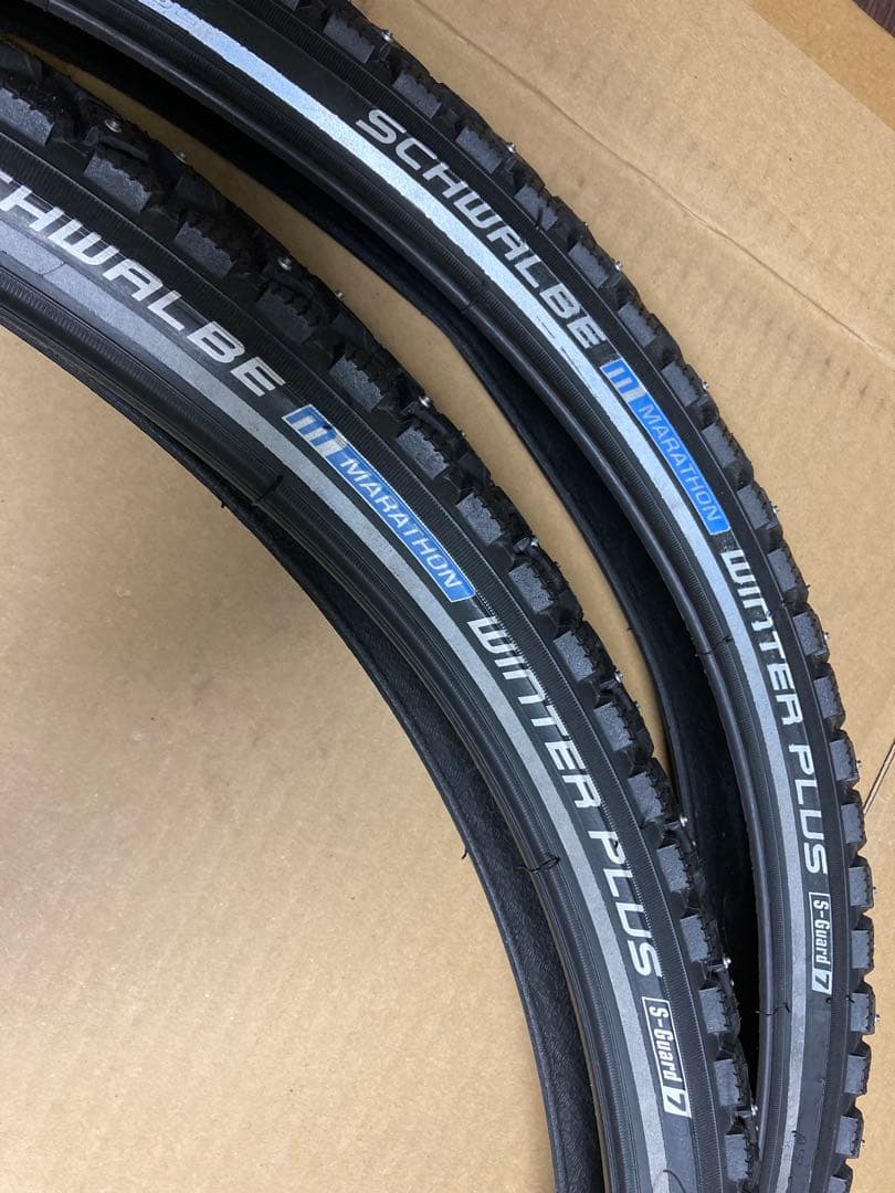 SCHWALBE WINTER PLUS 26 x 1.75 シュワルベ