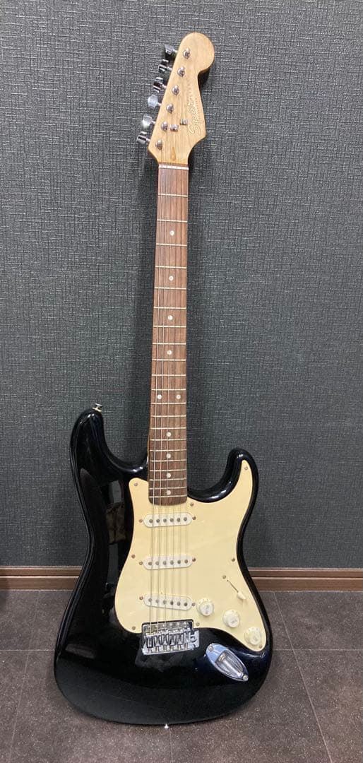 Squier　ストラトキャスター　エレキギター