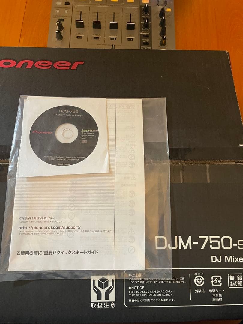 Pioneer djm 750 djミキサー　djm750