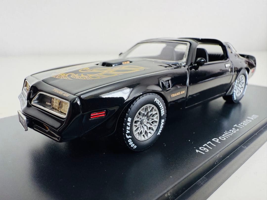 AW/'77 Pontiacポンティアック TransAmトランザム 1/43
