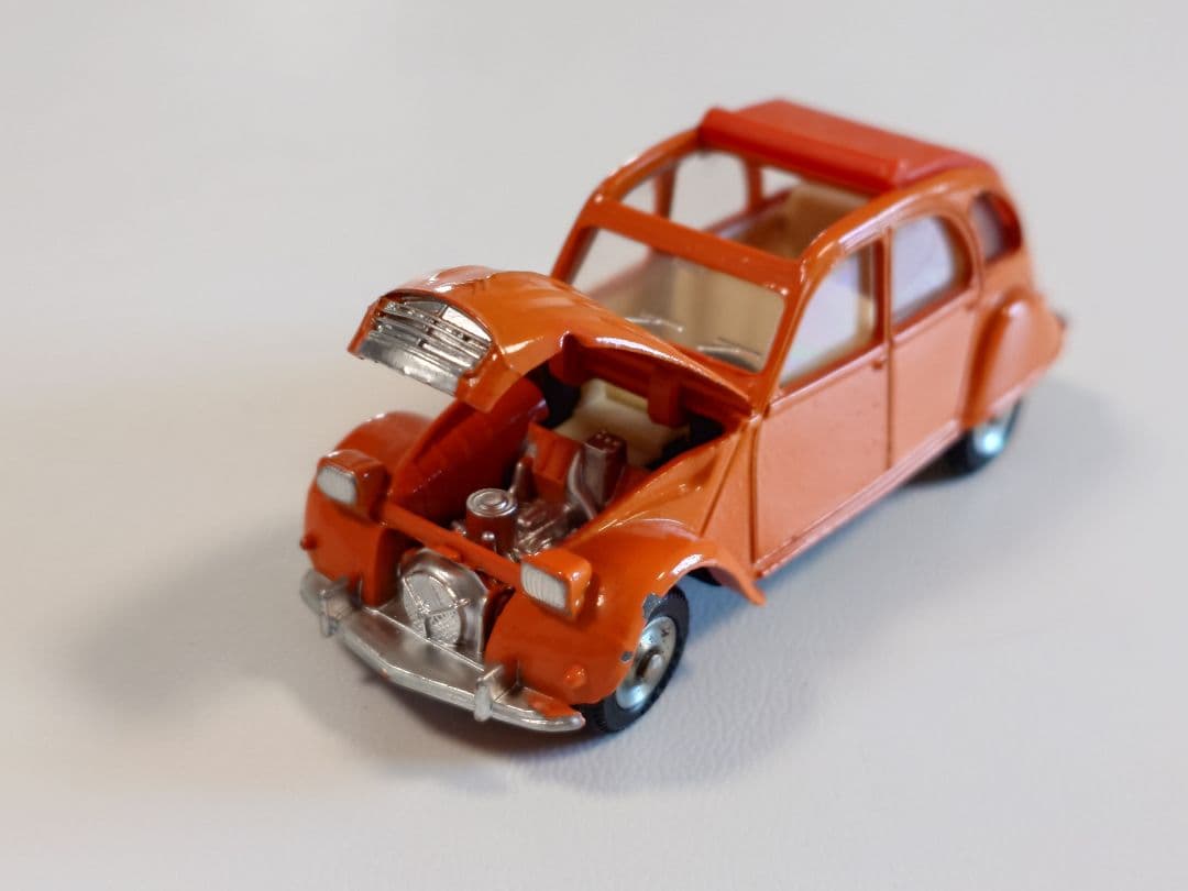 ミニカー DINKY No.500 CITROEN 2 CV made in spain