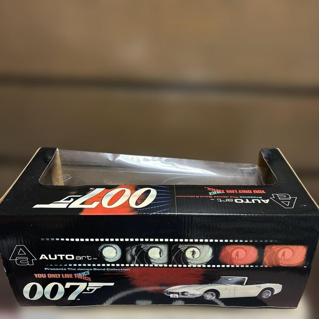 オートアート　007 ボンドカー　トヨタ2000GT (オープン)新品　未使用