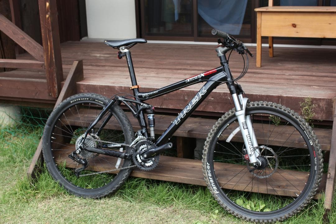 トレック　マウンテンバイク フューエルfuel EX５. ５　自転車