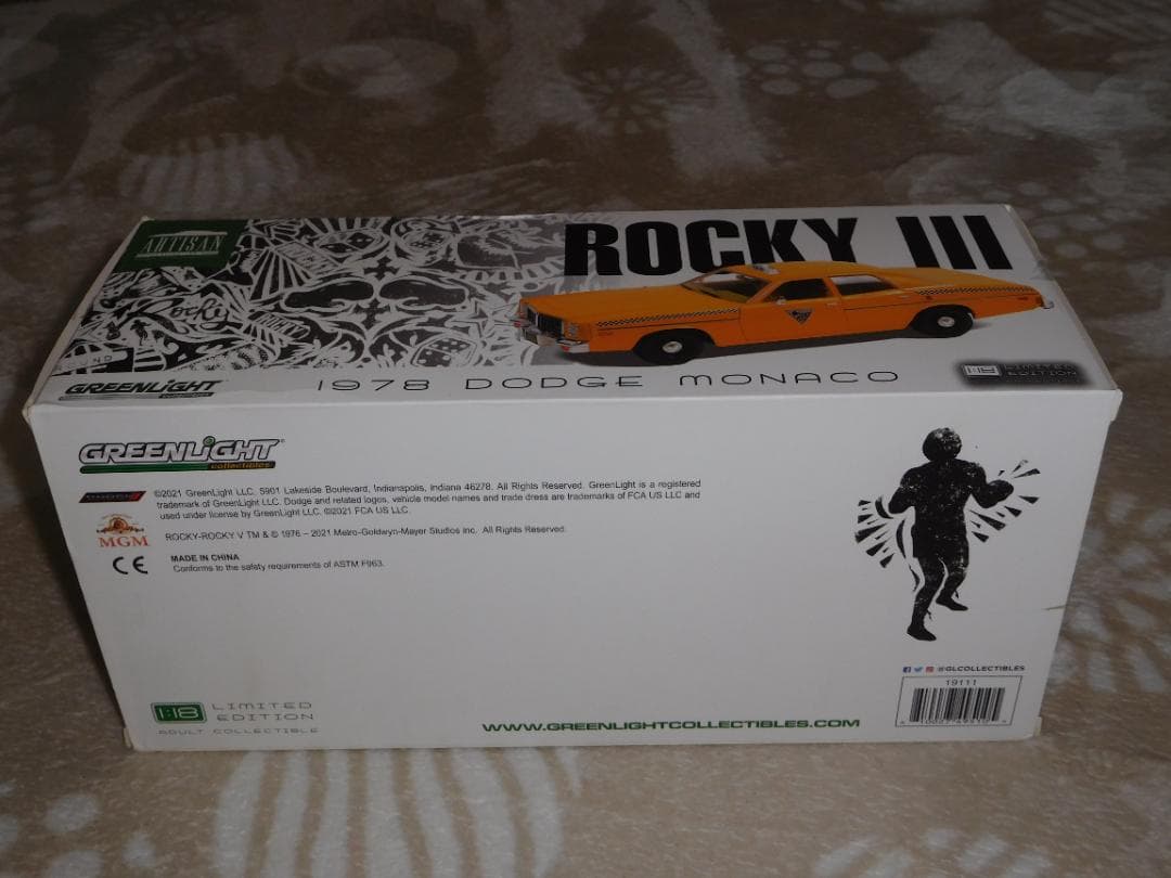 ミニカー ROCKY III DODGE MONACO 1/18 MOVIE TAXI