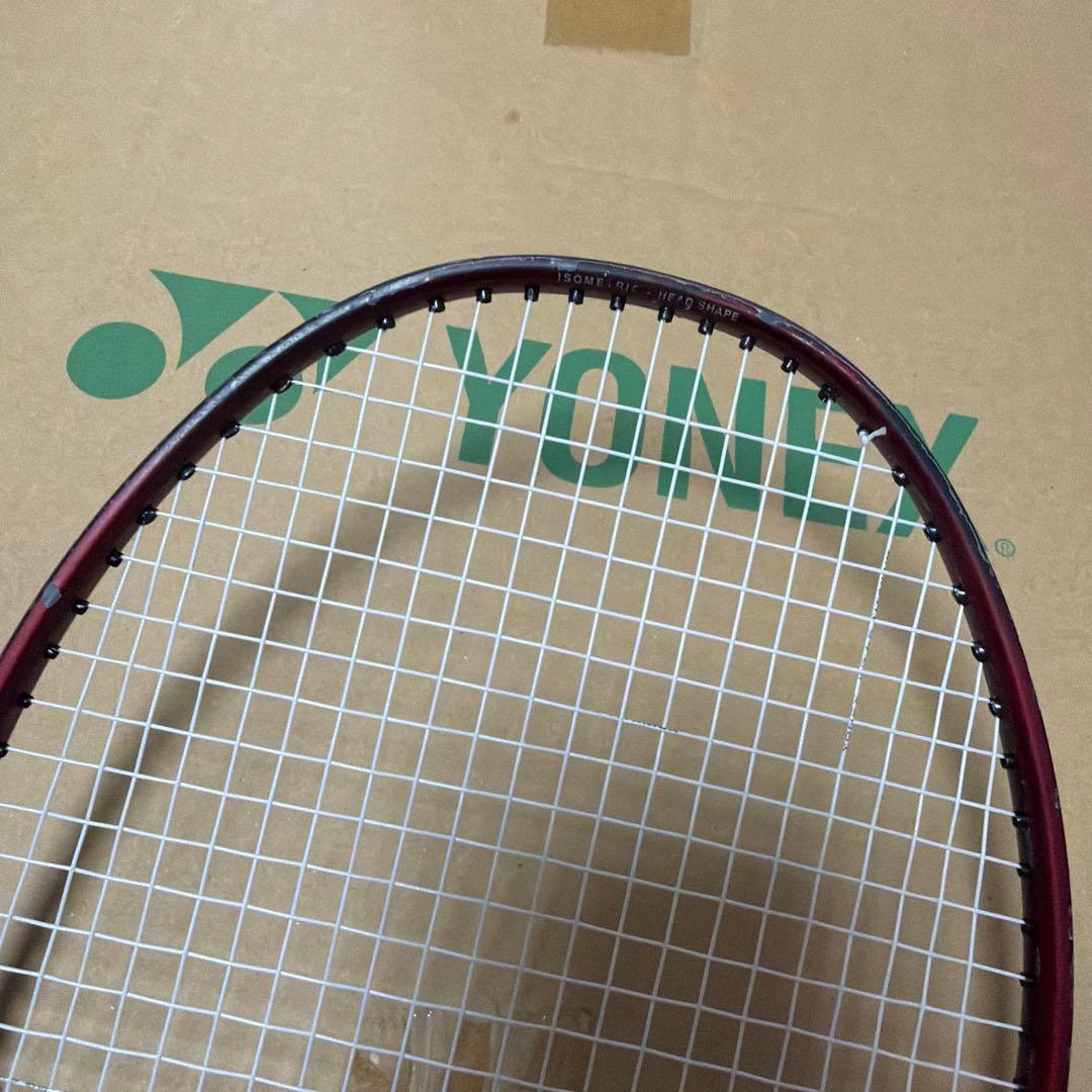 傷あり　YONEX Muscle Power 50 赤　バドミントンラケット