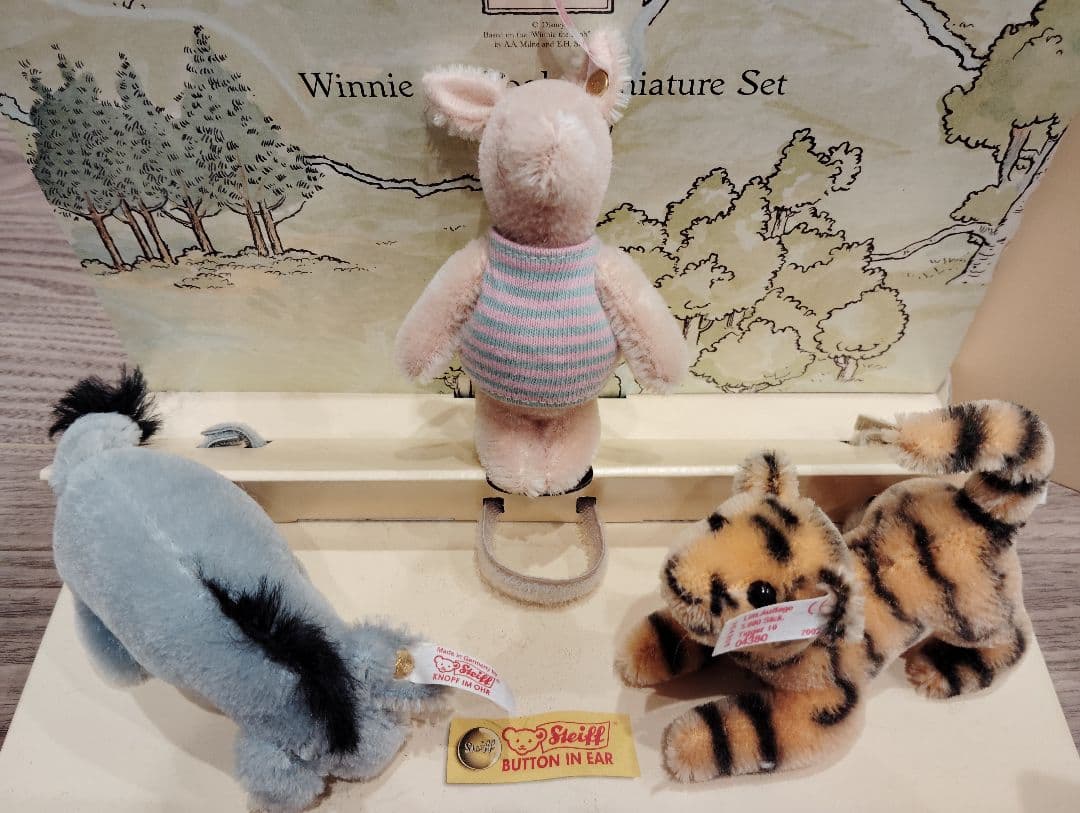 Steiff Winnie the Pooh Miniature Set プー