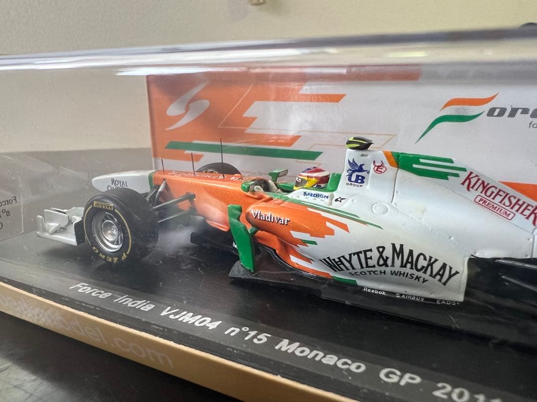 F1 Force India 2011 ポールディレスタ直筆サイン入り1/43