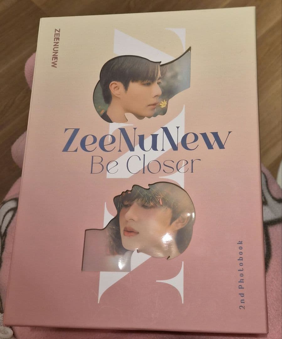 ZeeNunew 2nd photobook Be Closer 写真集