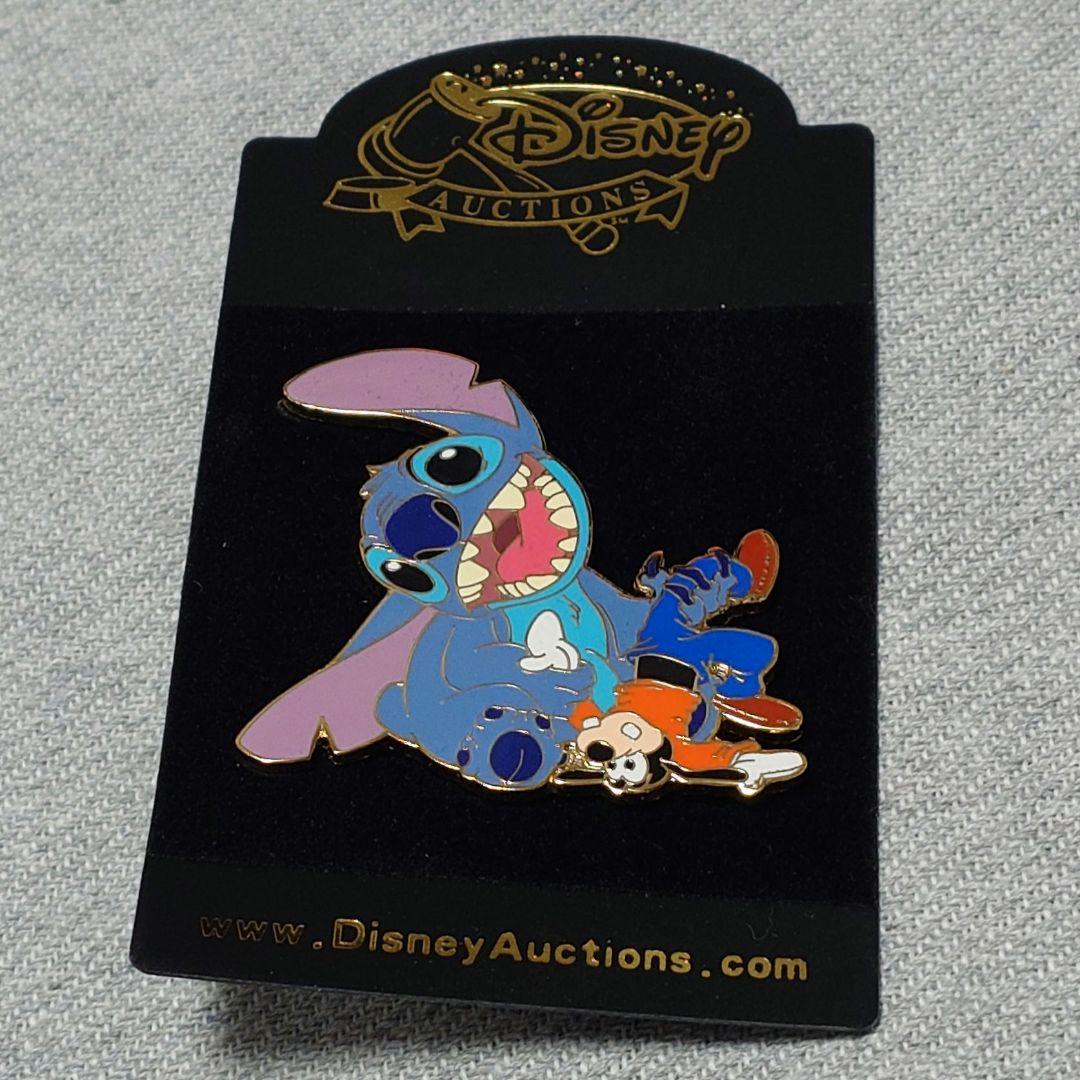【レア】DisneyAuctions スティッチ グーフィー ピンバッジ