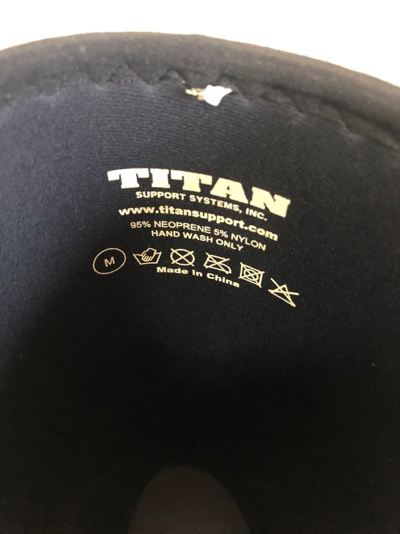 TITAN TKS ニースリーブ Mサイズ