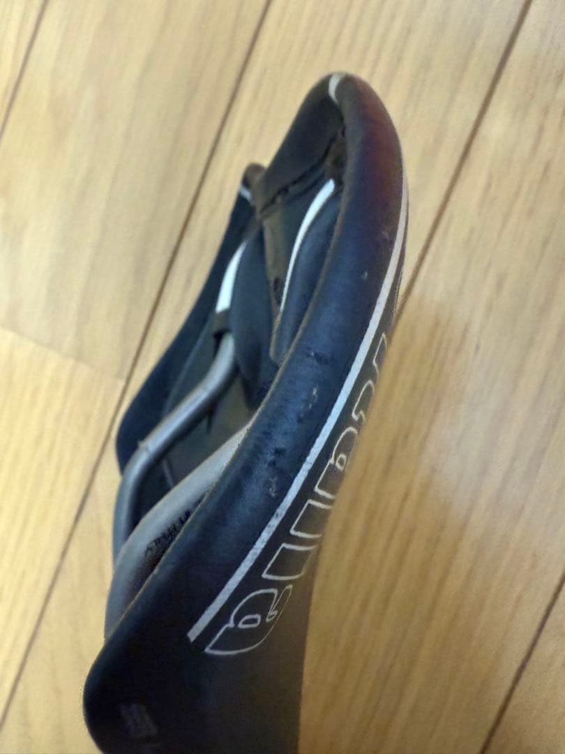 SELLE ITALIA(セライタリア) SLR TM チタンレール ブラック