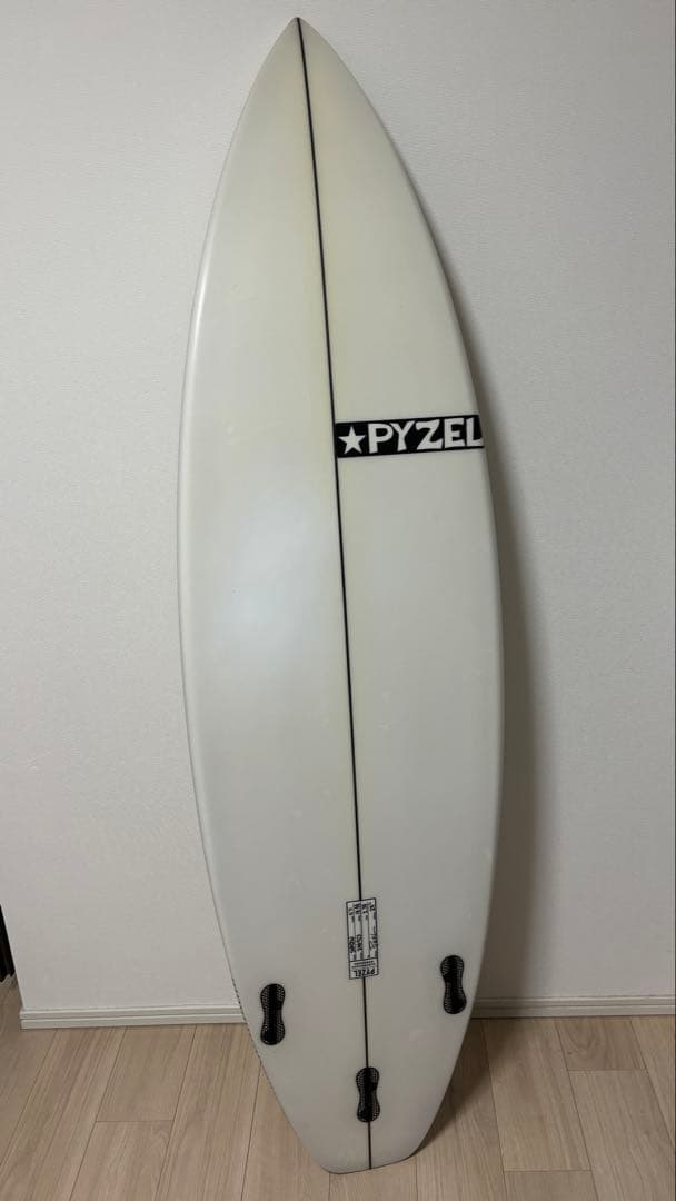 送料込み　PYZEL SHADOW 5'11\" サーフボード
